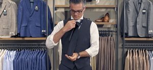 How To Tie A Tie: A Step-By-Step Guide